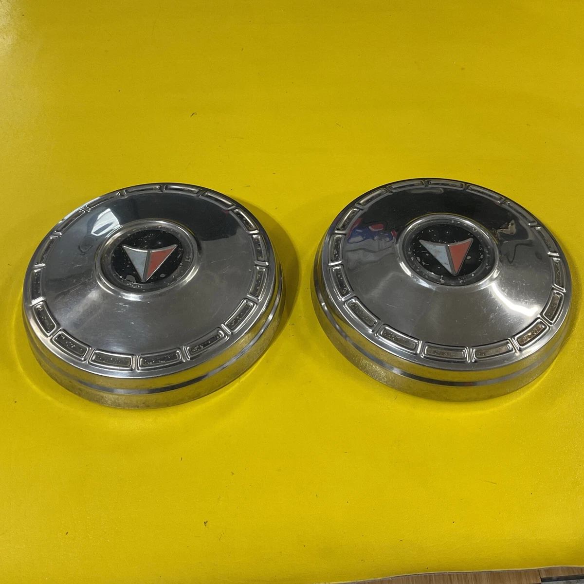 Mopar Chrysler Hubcap