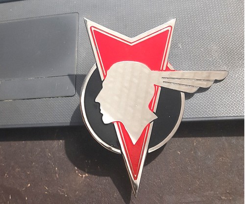 FOR Vintage Pontiac Front Grill Radiator Hood Badge Emblem Black/Red ...