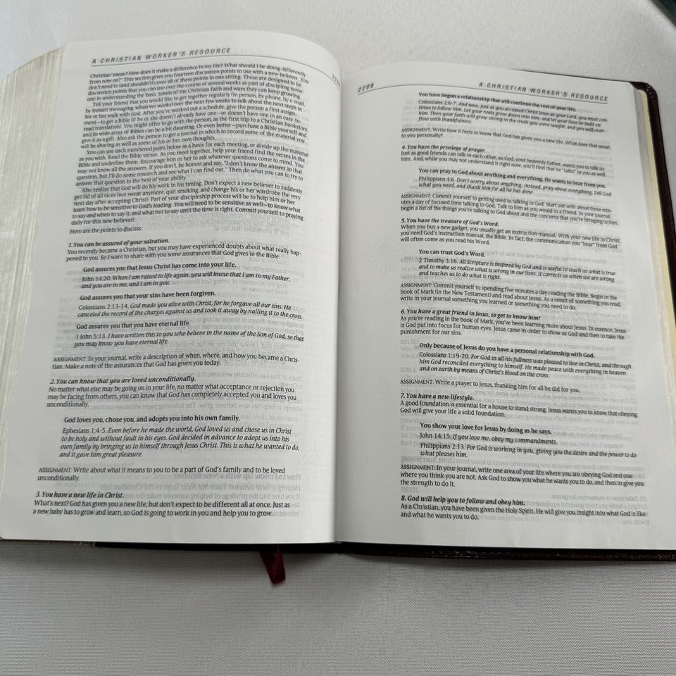 Life Application Study Bible Tyndale NLT Red Letter TuTone Burgundy ...