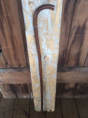 Walking Stick Country Wood Cane Tree Branch Pointed Tip Handmade ...