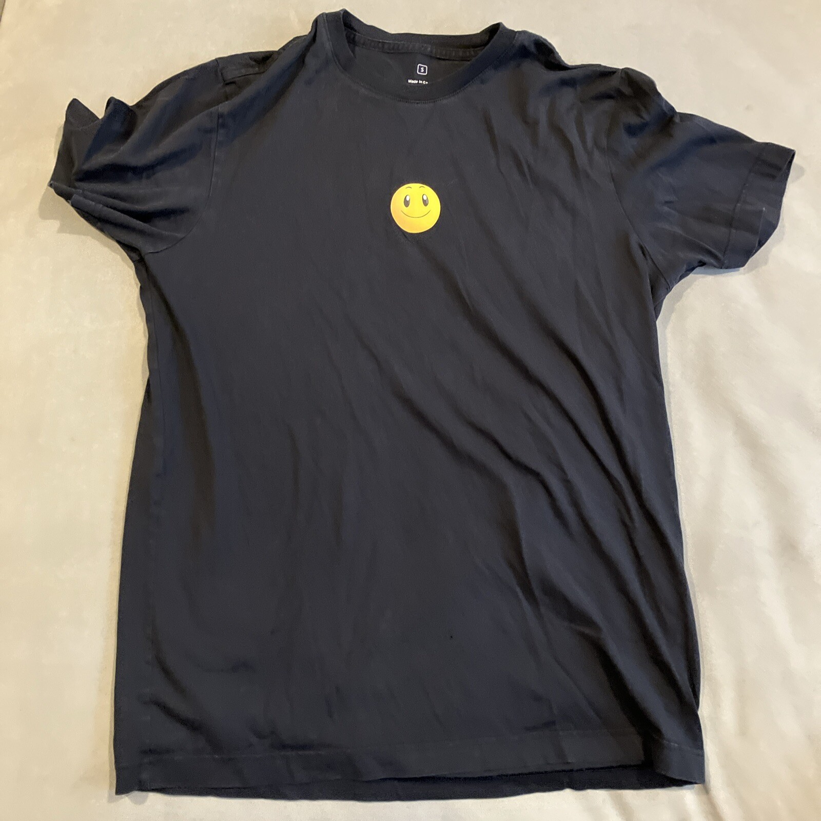 RARE- Apple Computer - Smile Emoji - T Shirt- 1 Infin… - Gem