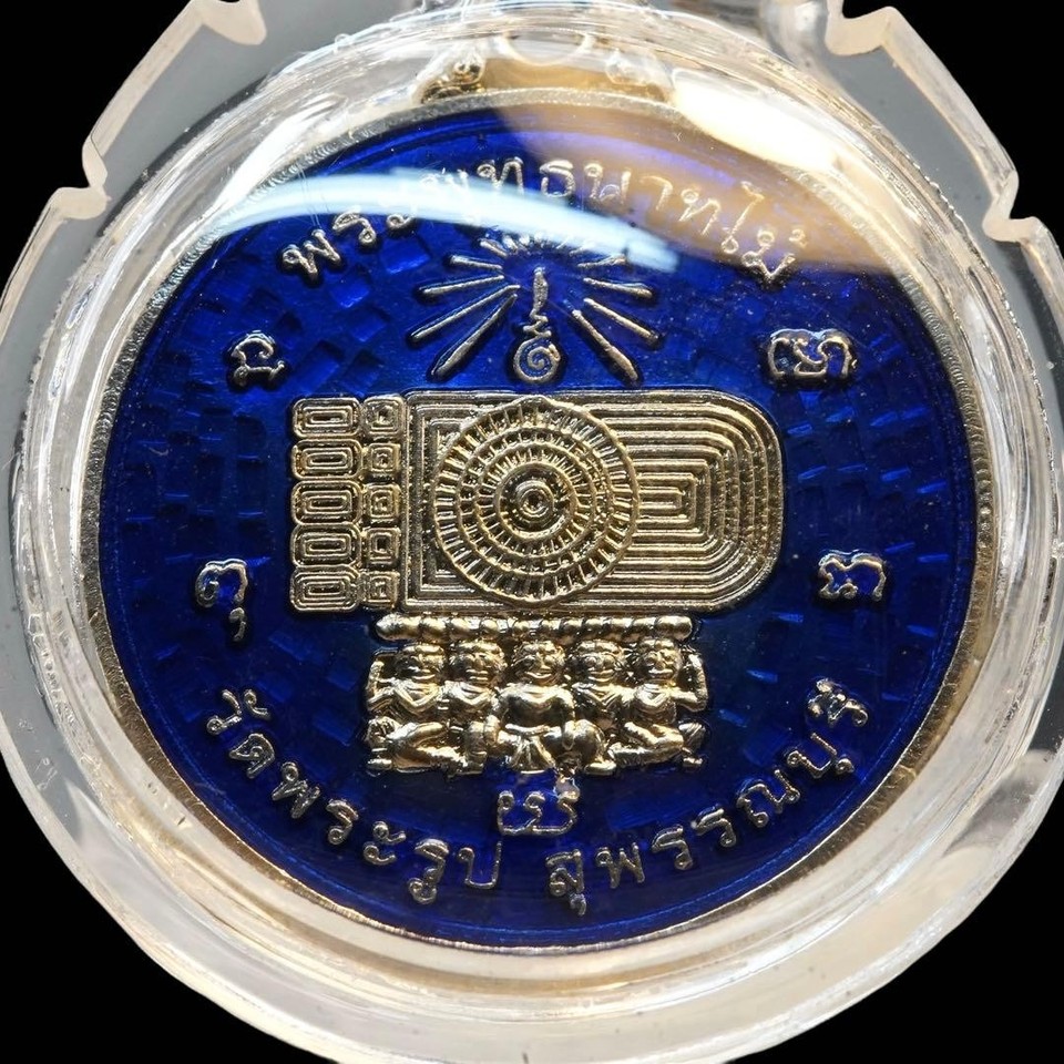 Wat Phra Loop Wooden Buddha Foot Coin Sacred Talisman Spiritually Signed Used | eBay