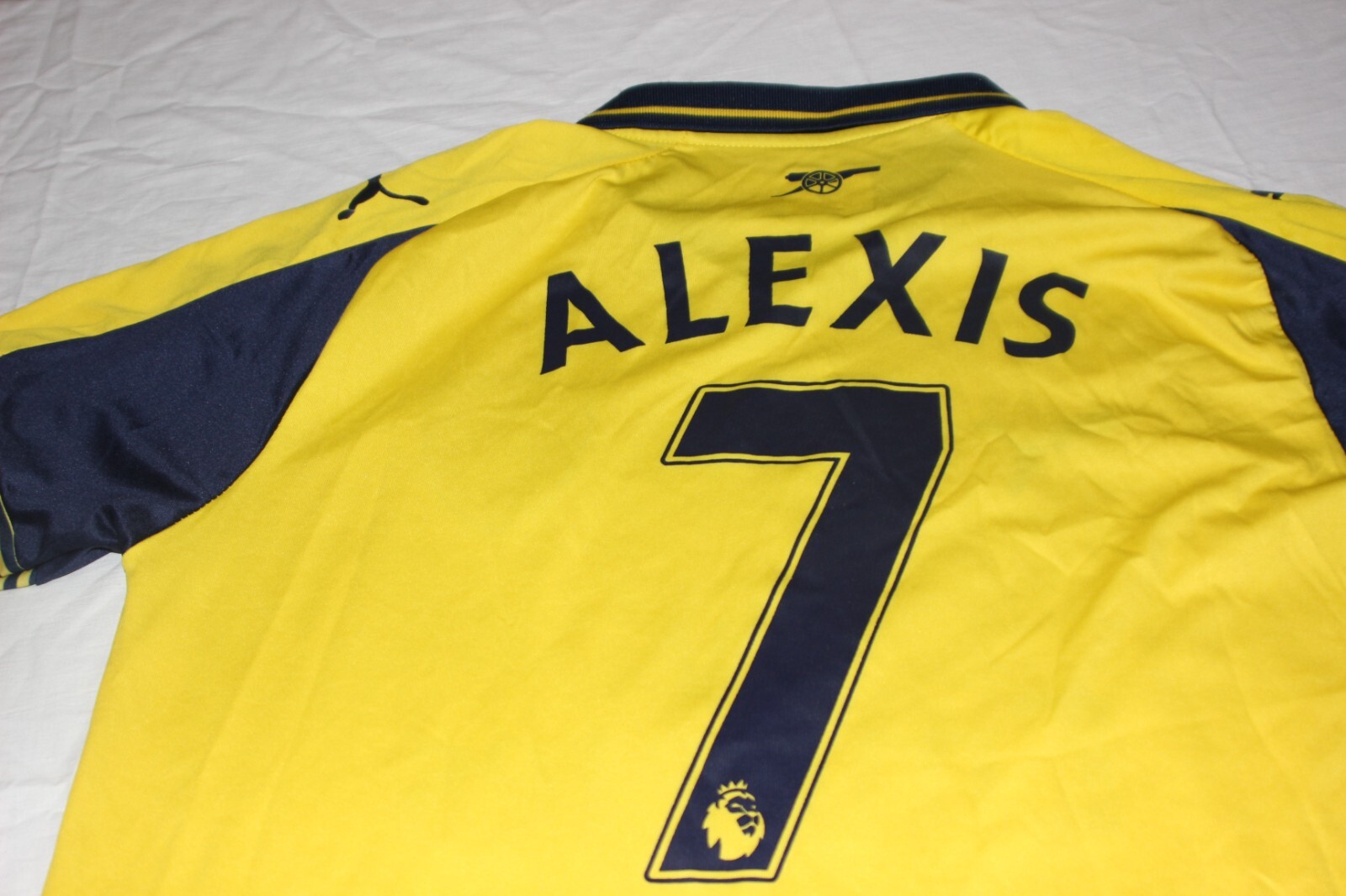 CAMISETA DE FUTBOL DEL ARSENAL DE MARCA PUMA TALLA S DORSAL Nº 7 ALEXIS ...