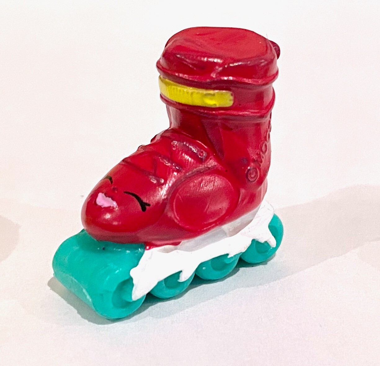 New Shopkins Figures Season 5 Red Lola Roller Blade Figure Season 5-006 ...