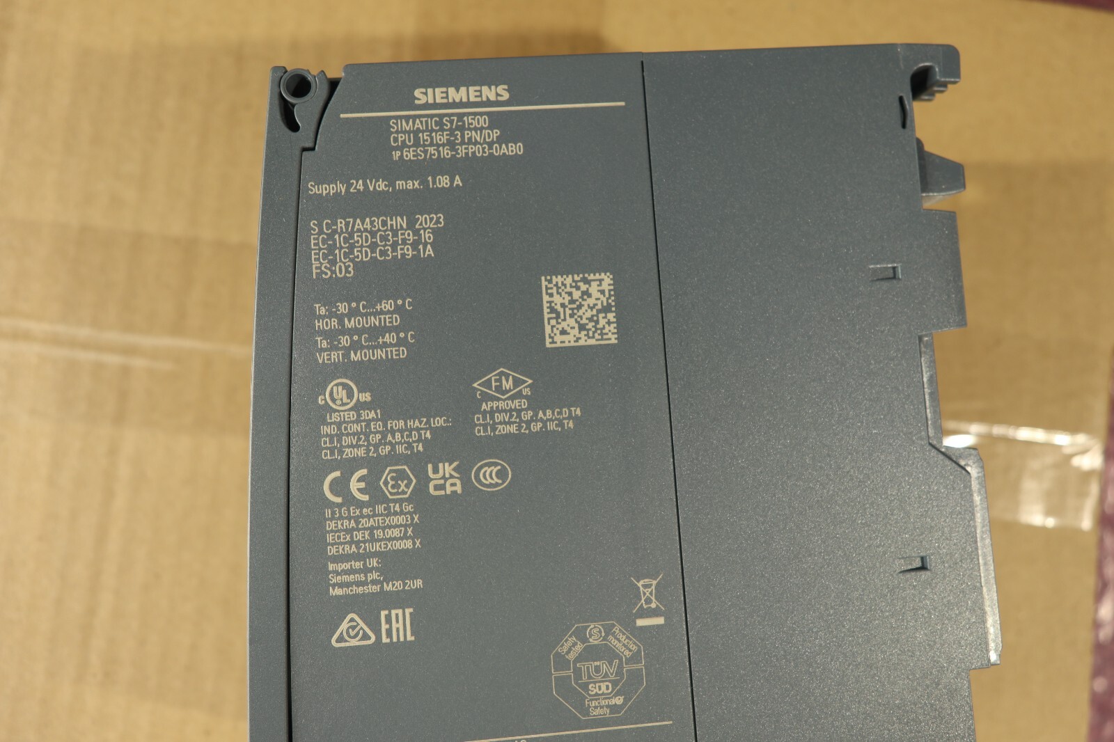 Siemens SIMATIC S7-1500 6ES7516-3FP03-0AB0 CPU 1516F-3 PN/DP 6ES7 516 ...