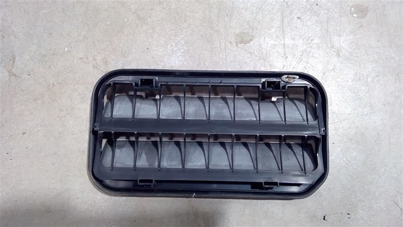 2018-2021 CHEVROLET TRAVERSE REAR QUARTER AIR VENT GRILLE PRESSURE VENT ...