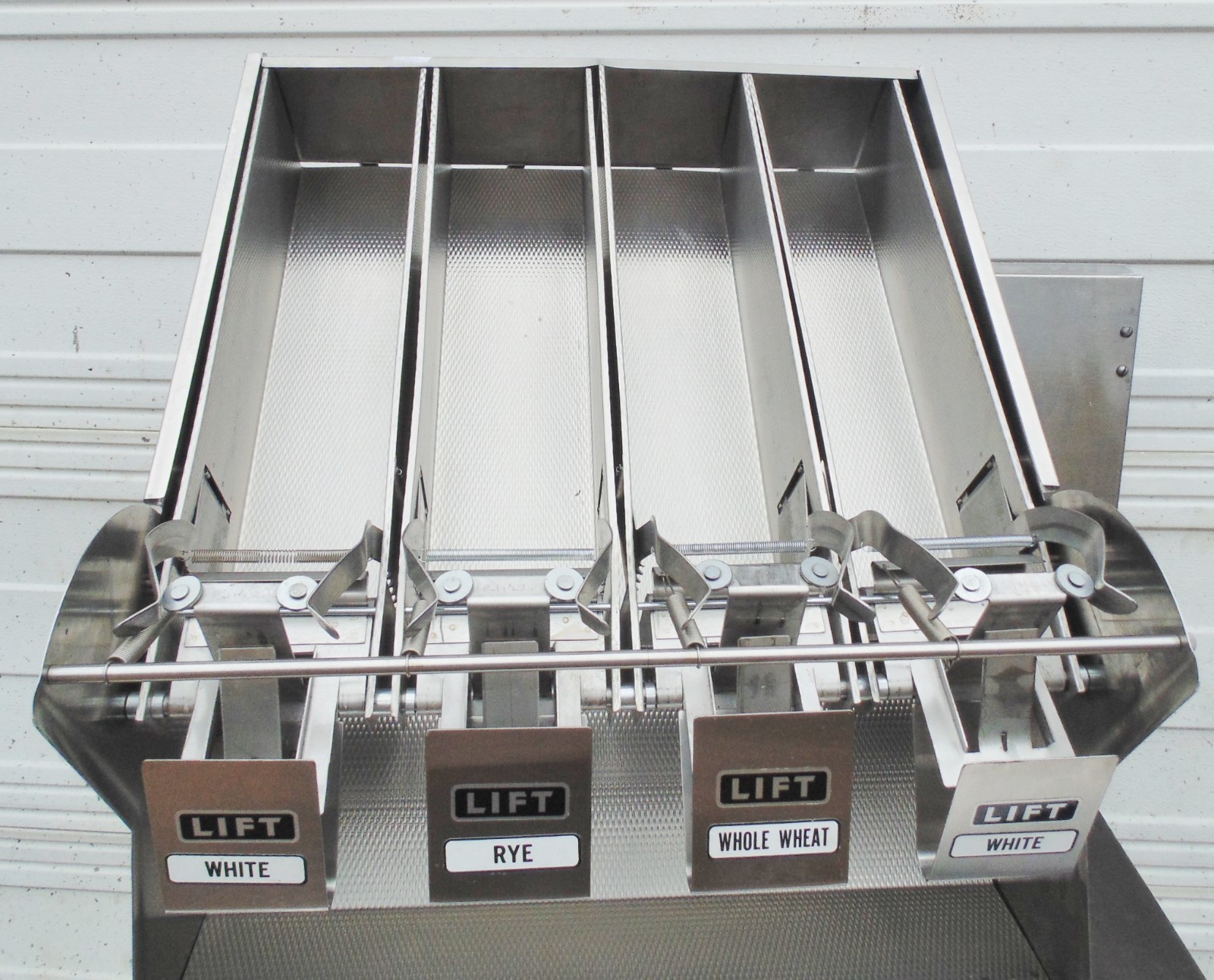 Bread Slice Dispenser SERV-A-SLICE FR4 Restaurant Bread Dispenser 4 ...