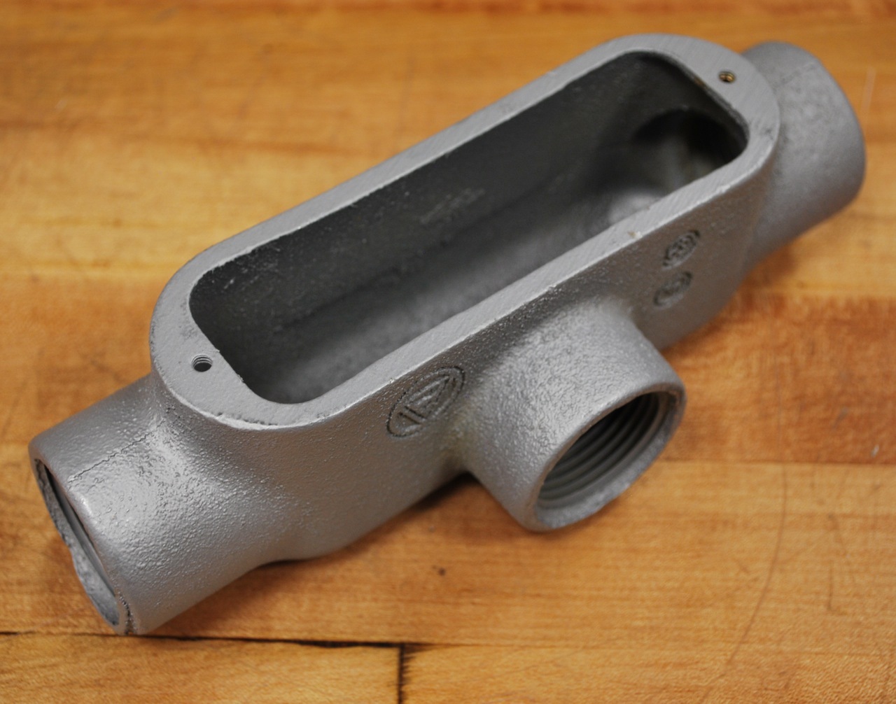 Appleton T100-M 1" Mall Iron Form 35 Unilets T100M - No Box - NEW | eBay