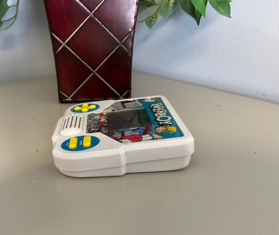 Tiger Paperboy Handheld Electronic Game Vintage 1988 LCD Tengen Video ...