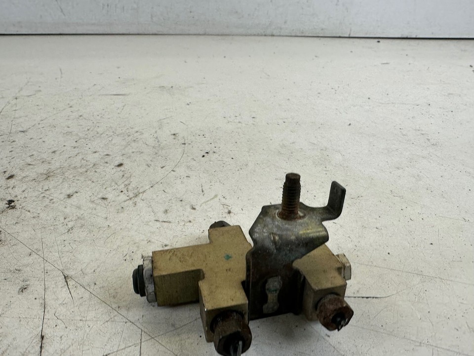 Ford Mustang GT Disc Brake Proportioning Valve SN95 4th Gen MK4 99-04 ...
