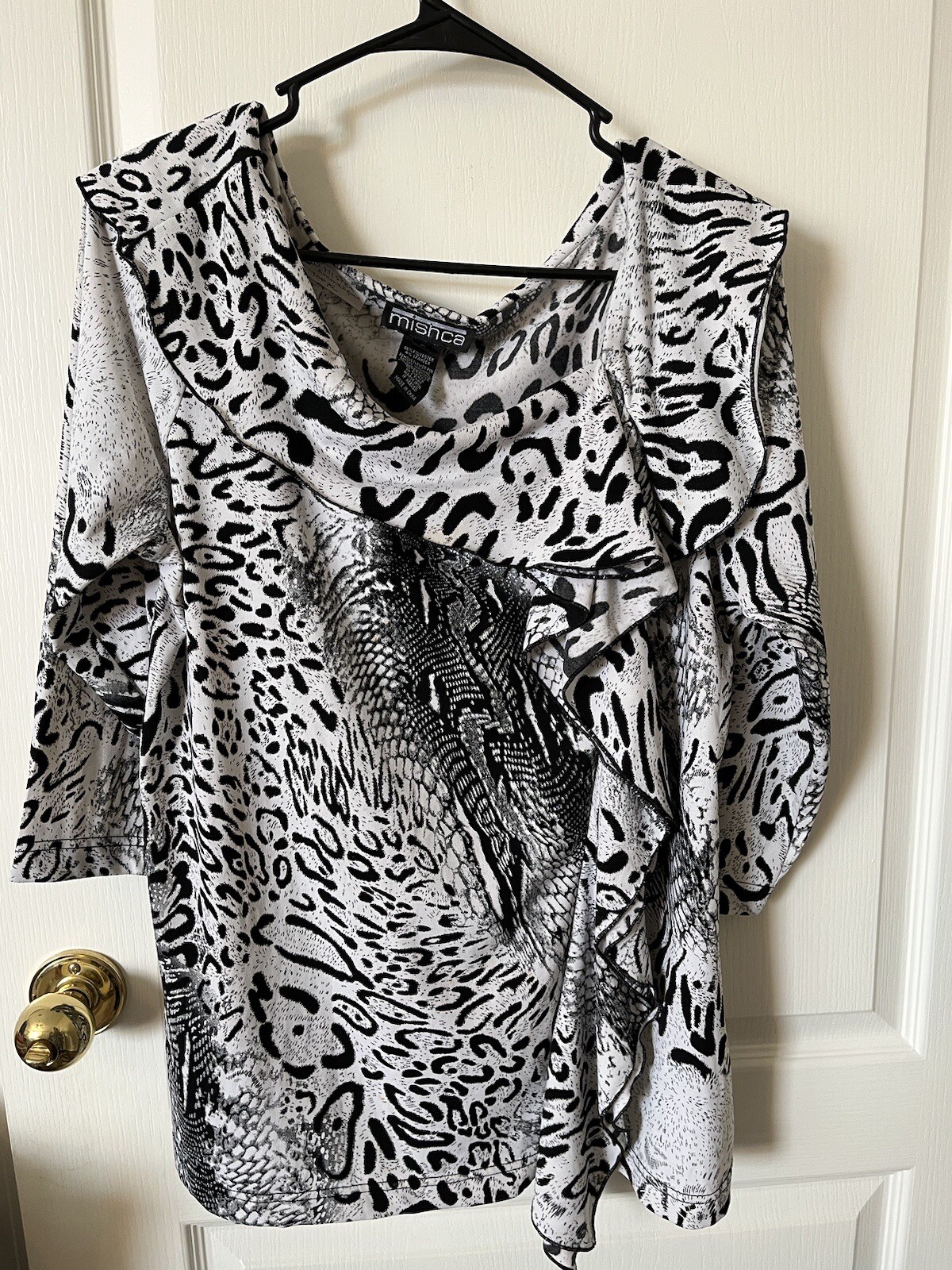 Mishca Black & White Animal Print Cute Top XL Great D… - Gem
