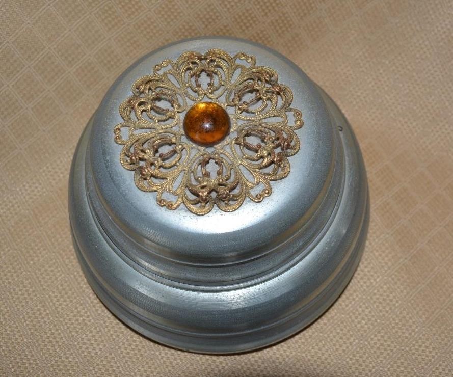 Vintage Powder Music Box "Again" RELIANCE 1950 aluminum gold filigree ...