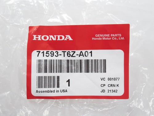 Genuine OEM Honda 71593-T6Z-A01 Passenger RH Rear Bumper Spacer 17-21 ...