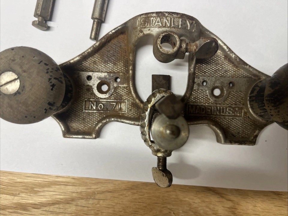 Stanley No.71 Router Plane With 2 Cutters And Depth Stop | eBay