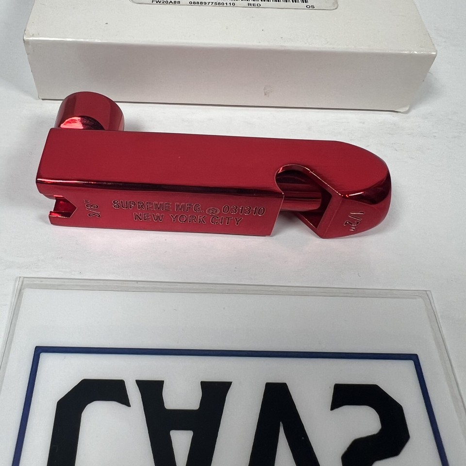 Supreme Pipe Skateboard Key Skate Tool FW20 - Brand New - Red Polished ...