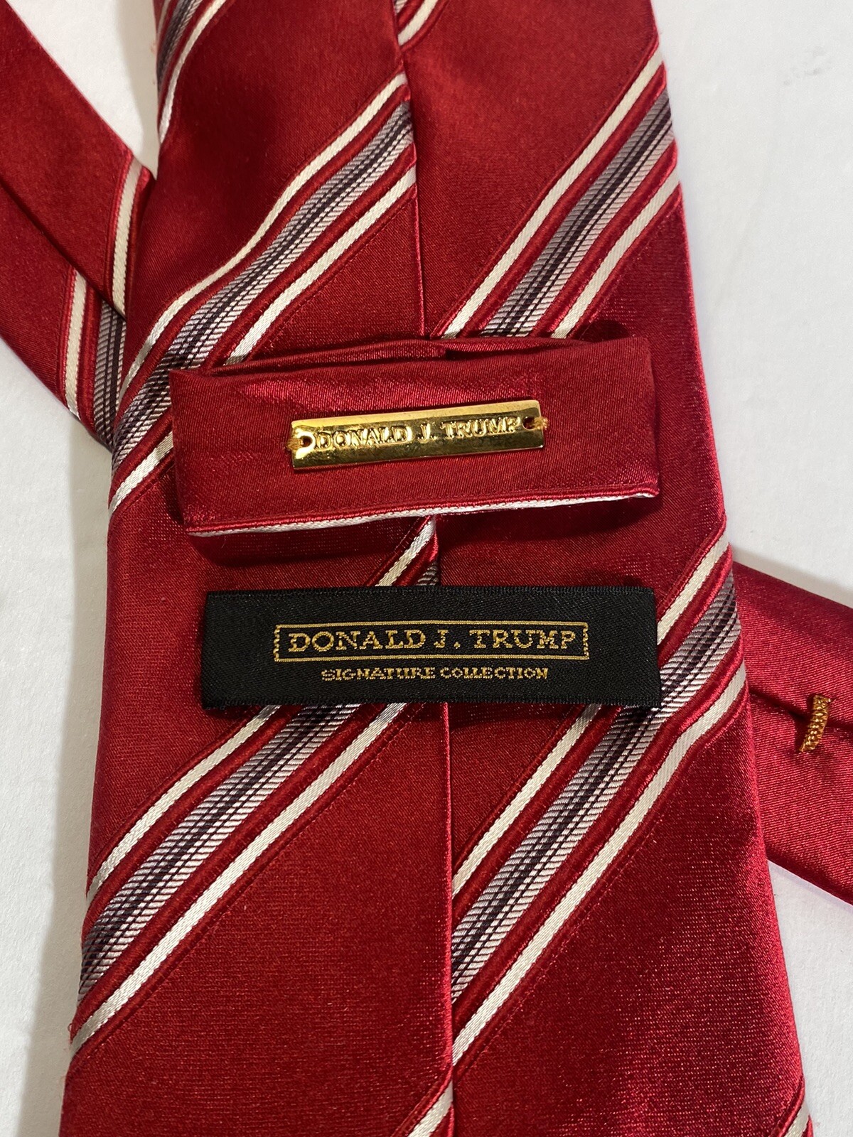 DONALD J. TRUMP Signature Collection Men's 100% Silk Tie ~ Red ~ Stripe ...