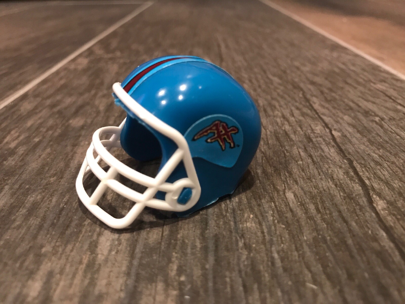 Memphis Maniax XFL Mini Plastic Gumball Football Helmet OPI NFL | eBay