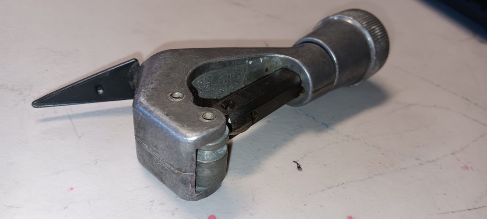 Hi-Duty 274-FB Tube Cutter Imperial Eastman Chicago USA Pat No 2784618 ...