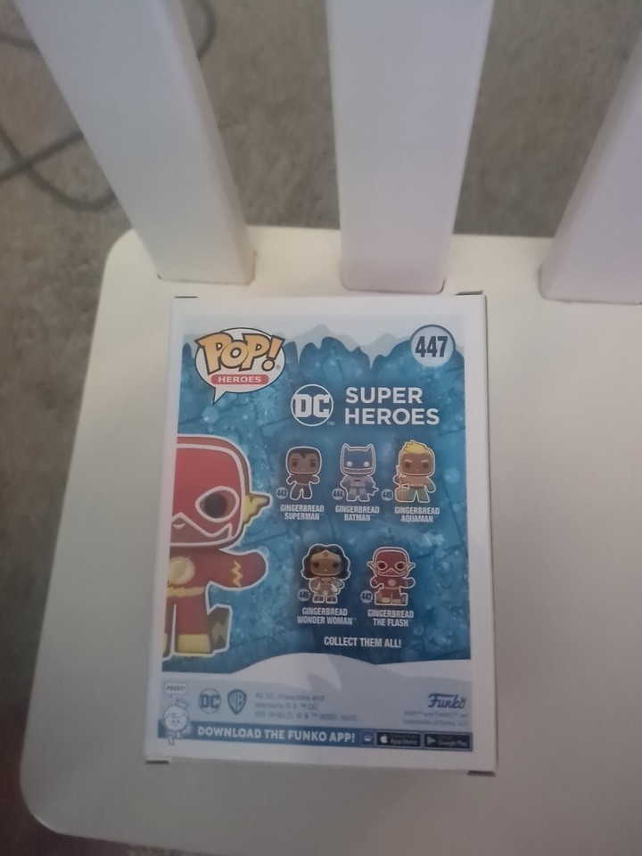 Funko Pop! Vinyl: DC Universe - Gingerbread The Flash #447 889698643238 ...