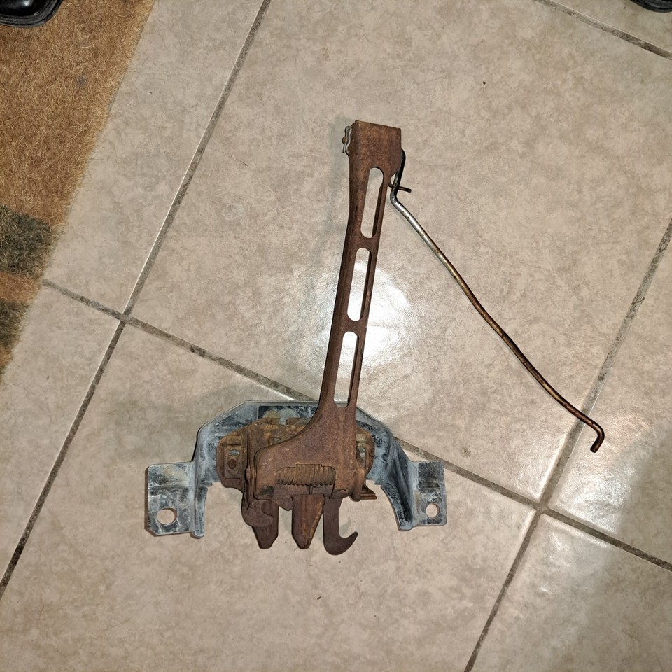 1973 FORD GRAN TORINO RANCHERO HOOD LATCH BRACKET | eBay