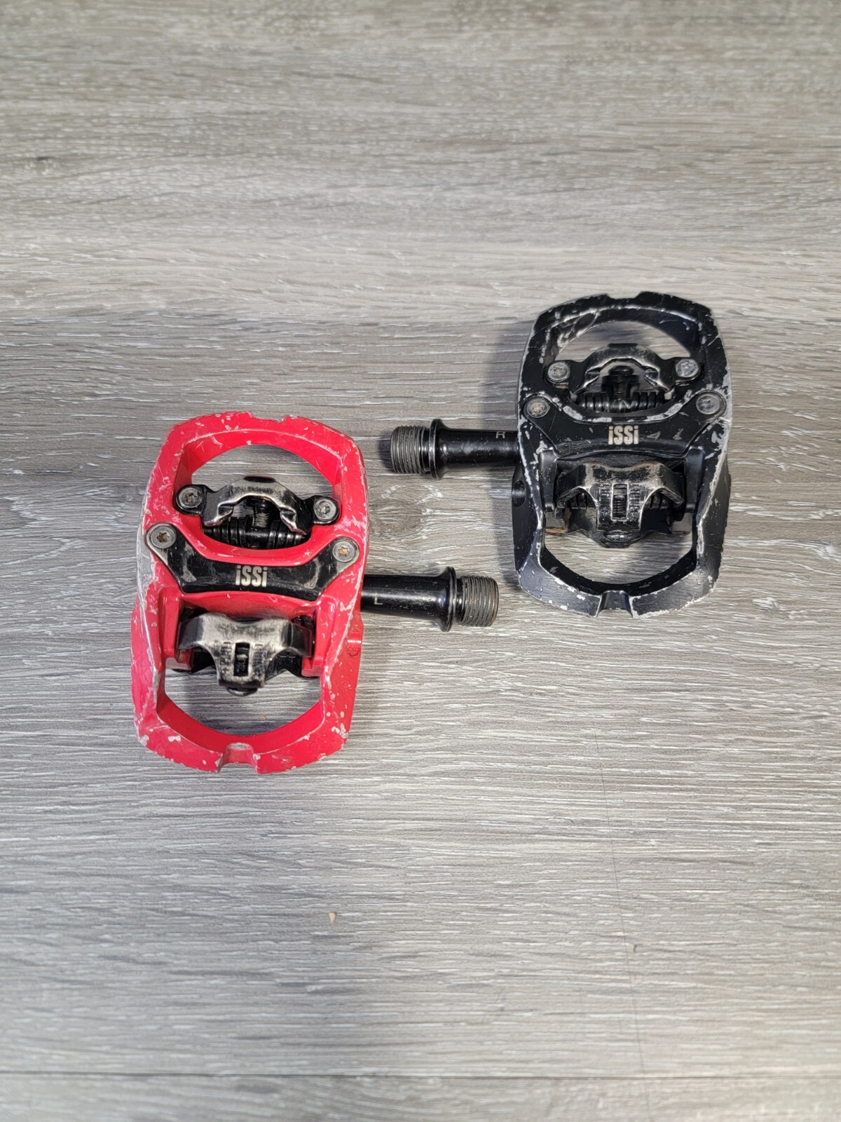 Issi Trail Enduro Mountain Bike Clipless Pedals 9/16" Black and Red Set ...