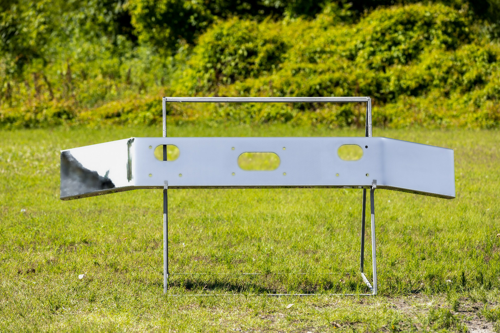 "International 2574 / 2600 / 2674 Chrome Bumper 12"" Angle Back with ...