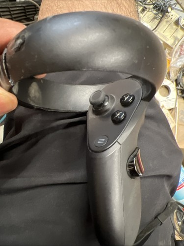 Genuine Oculus Rift S / Quest 1 Touch Controller (Right Only) | eBay