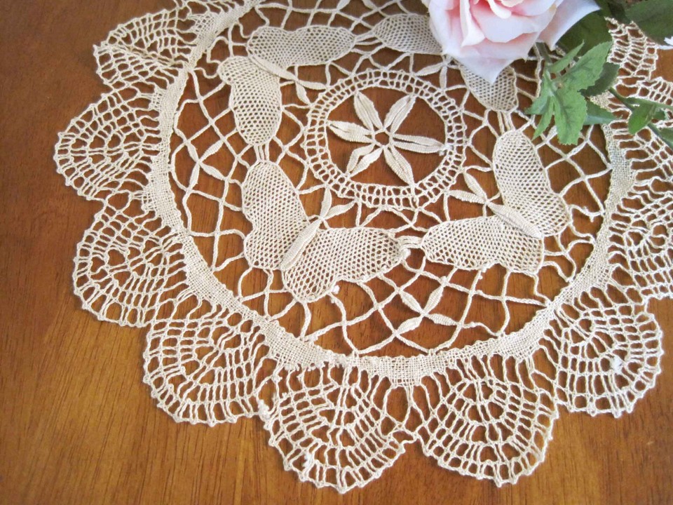 Vintage Style Beautiful Butterfly Hand Bobbin Lace Beige Cotton Doily ...