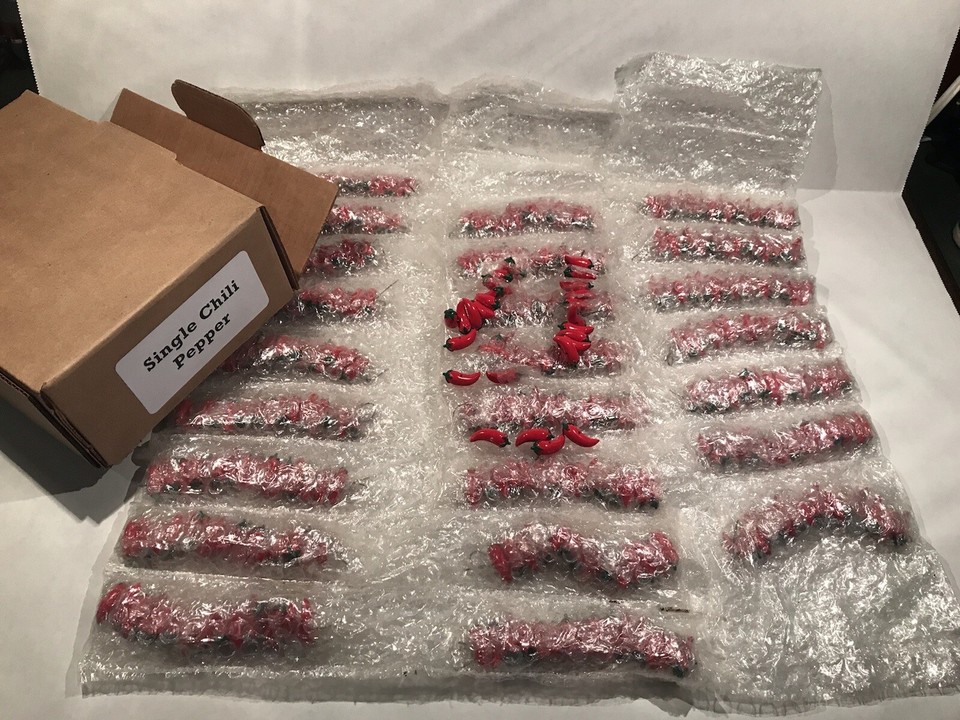 Red Chili Peppers Plastic Strings 24 of 15 Small Peppers Crafting ...