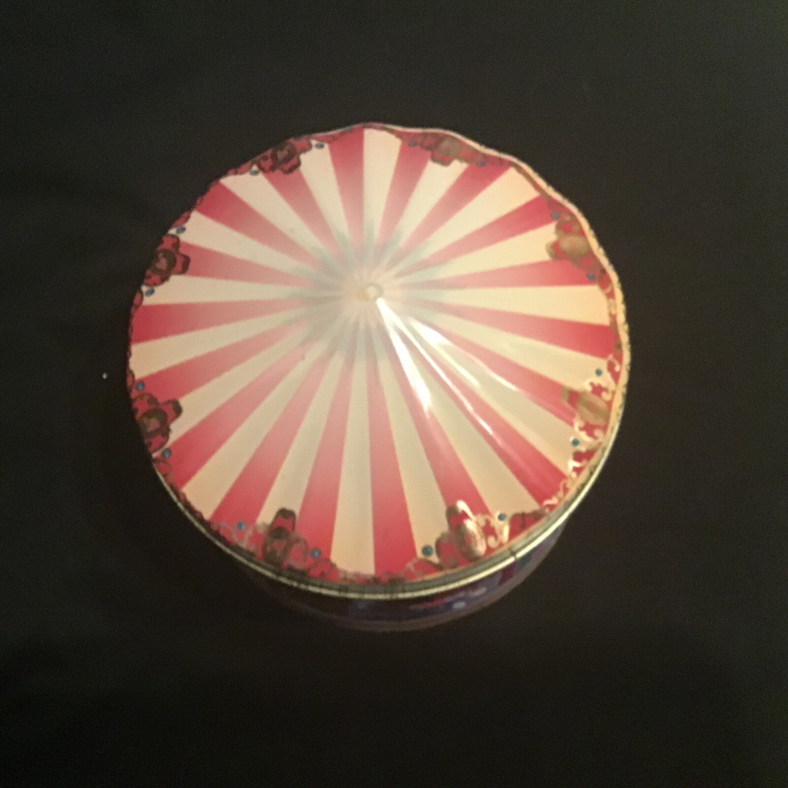 Collectable Biscuit or Lolly Tin Carousel Mike and Jack | eBay