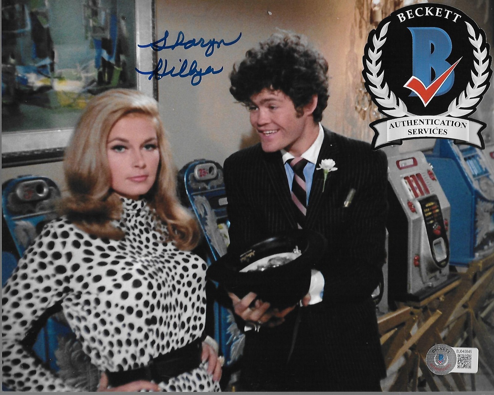 Sharyn Hillyer THE MONKEES Original Autographed 8X10 Photo w/Beckett ...