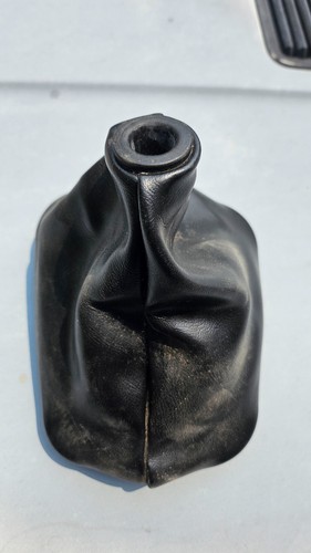 1991-1999 Dodge Stealth Mitsubishi 3000GT Manual Transmission Shift Boot