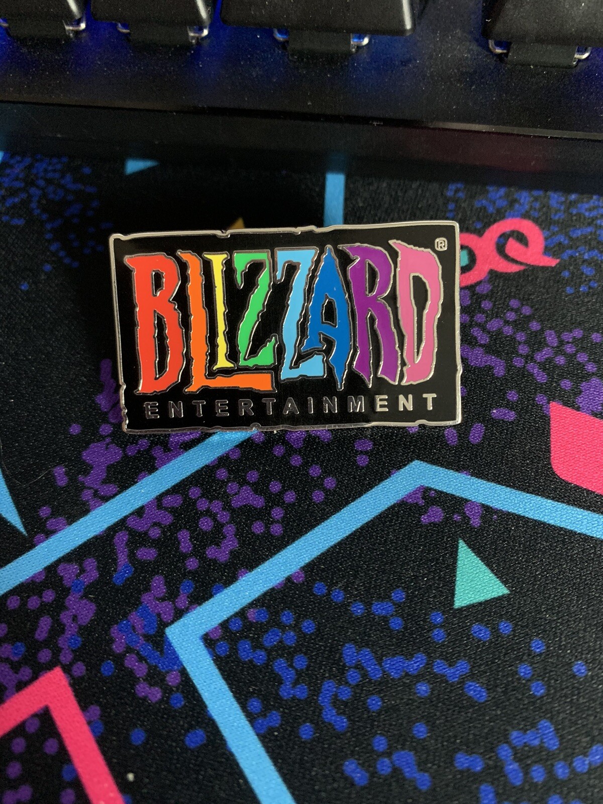 Blizzard Collectible Pins Diversity Pride Blizzard Logo Series 6 2019 ...