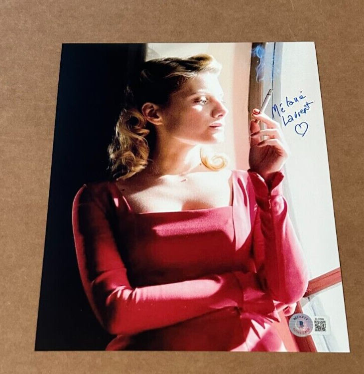 MELANIE LAURENT SIGNED INGLOURIOUS BASTERDS 8X10 PHOTO BECKETT BAS ...