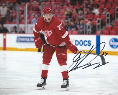 Michael Rasmussen Signed 8x10 Photo Detroit Red Wings Autographed COA B ...