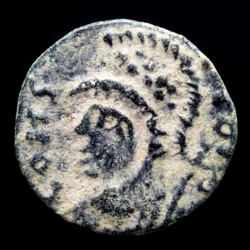 *Lucernae* Constantinopolis Follis Victory on prow (3740) Barbarous 330 ...