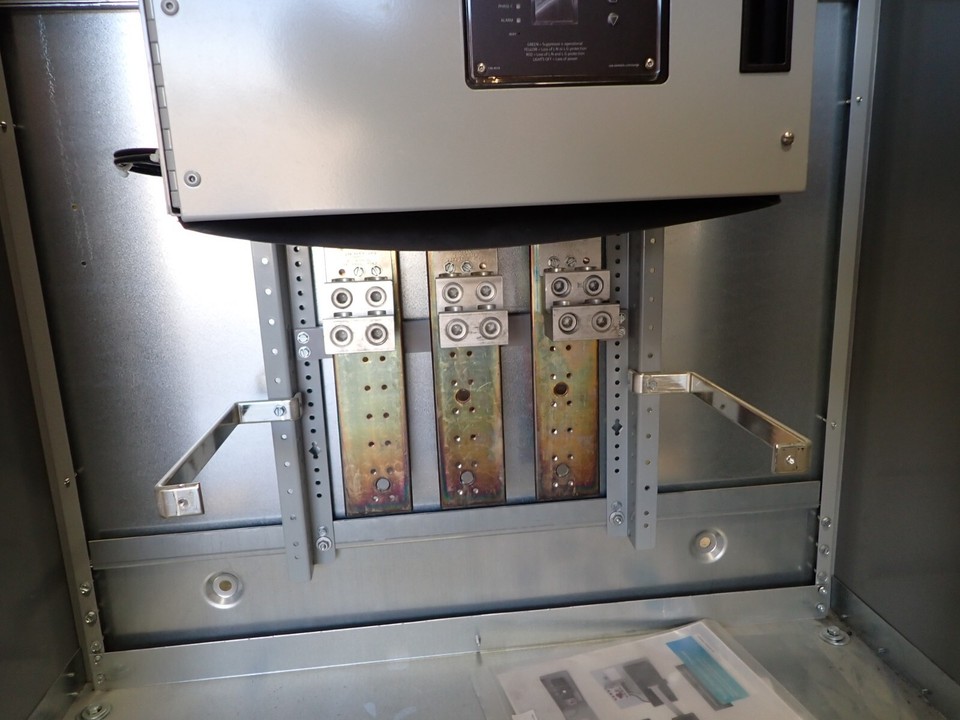 NEW Siemens P5E90ML120ETS 1200 amp 480 volt 3 Phase Indoor Panelboard ...