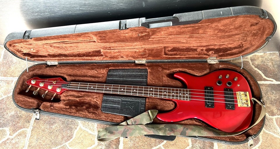 Vintage 1986 Peavey Dyna Bass Electric Guitar - Red | eBay