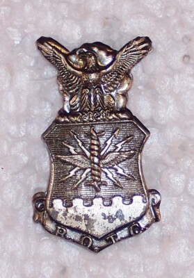 Vintage U.S. Air Force USAF ROTC Badge Missle Eagle Crest Lapel Pin ...