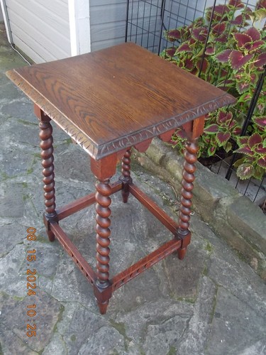 Nice Older Solid European Oak Lamp Side End Bedside Table W/Barley ...