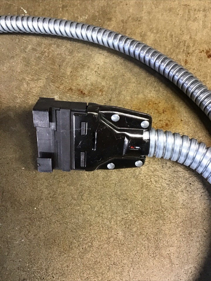 Steelcase Power Infeed Cubicle 3+1 Power 6ft Model TS712UPHX Used ...