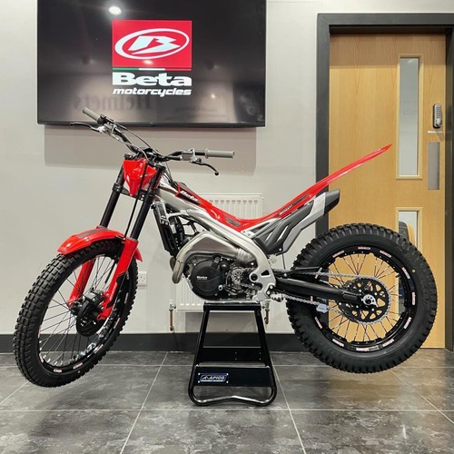 2026 BETA SINCRO 300 2T **BRAND NEW 2026** PETROL TRIALS BIKE - ORDER NOW!!!! | eBay UK