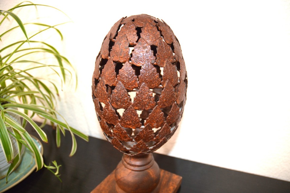 Vintage antique oak and iron lattice leaves finial French rustic ...