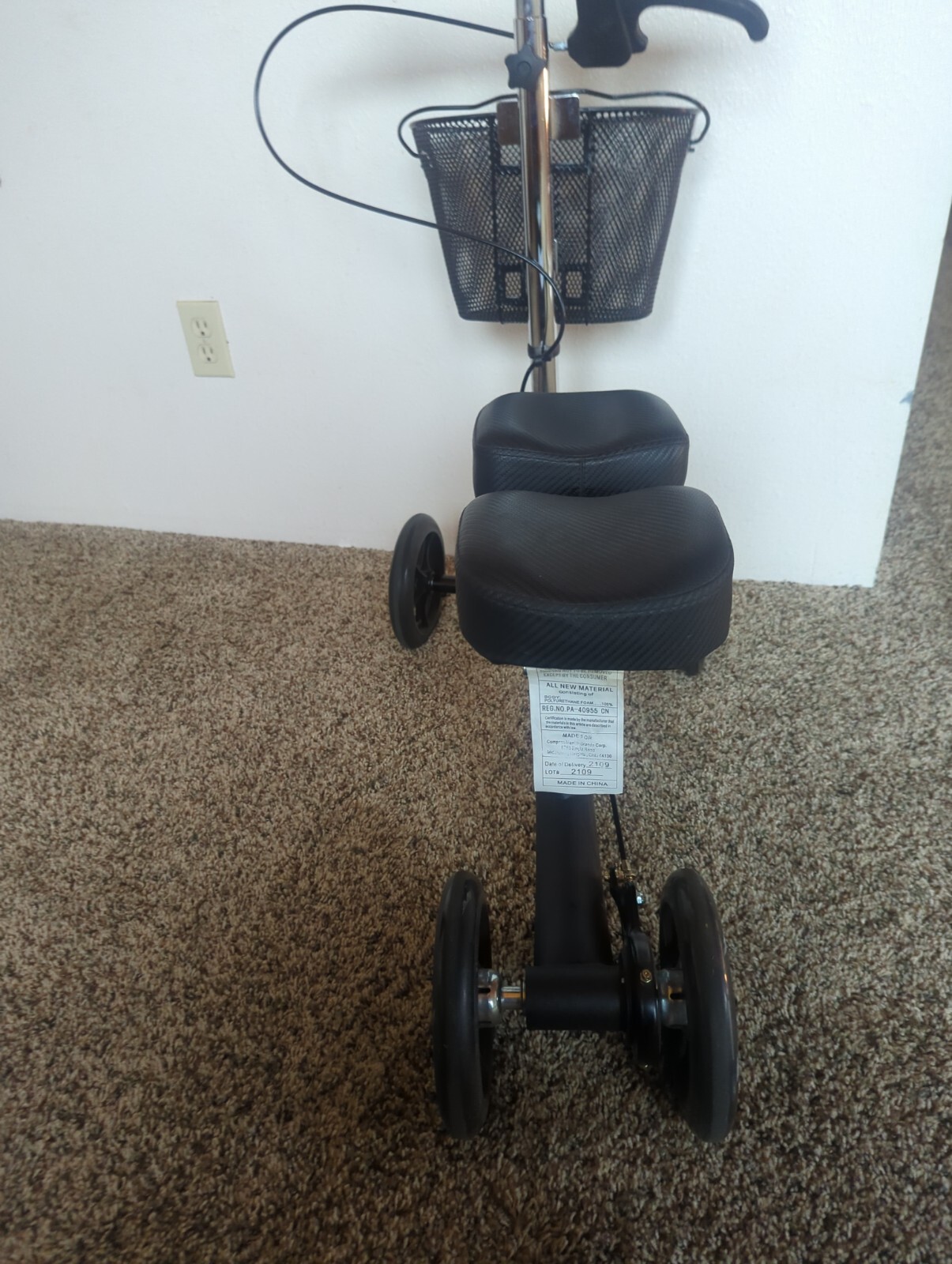 ROSCOE MEDICAL ADJUSTABLE FOLDABLE KNEE SCOOTER ROS-KSB**350 POUND**NO ...