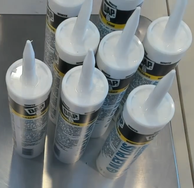 Bathroom Caulk White Alex Plus All-Purpose Caulk | Global White Caulk