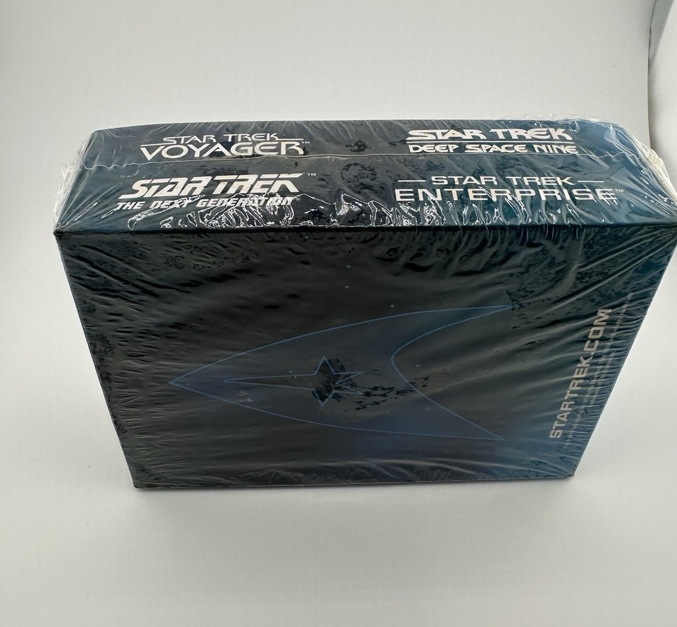 Eaglemoss Star Trek Starship Issue #1 USS Enterprise NCC-1701-D (Model ...