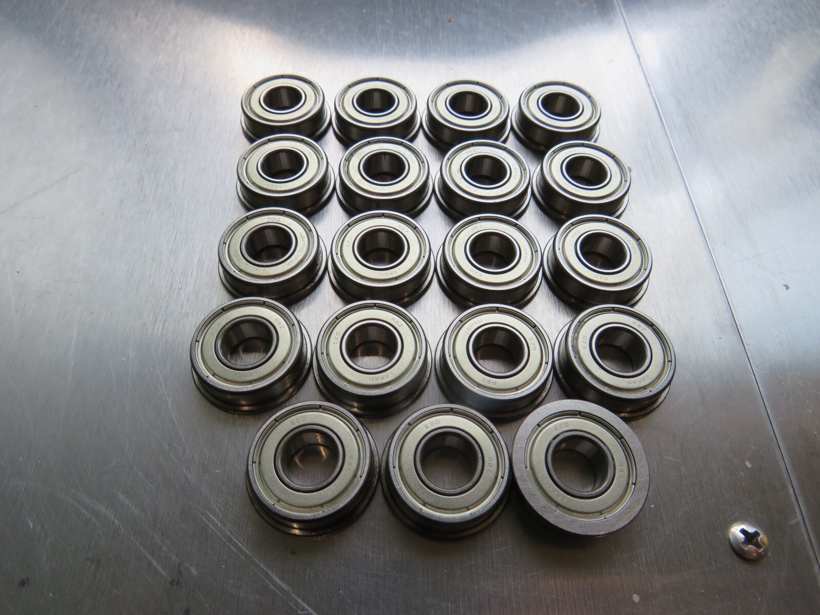 EZO R6Z Flanged Bearing Lot of 19! | eBay