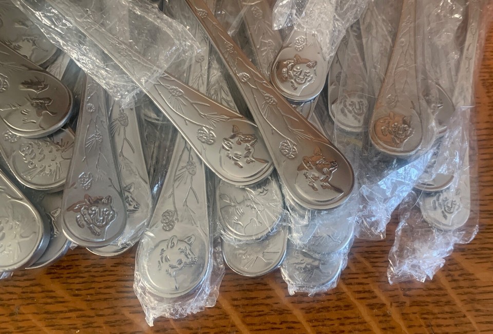 RIVERS EDGE Outdoors Deer Moose Wolf Bear Pinecone Flatware Silverware ...