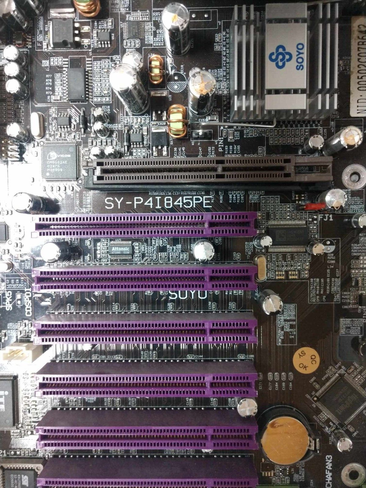 Rare SOYO Motherboard SY-P4I845PE 3x 256mb RAM, Pentium 4 CPU + IO ...