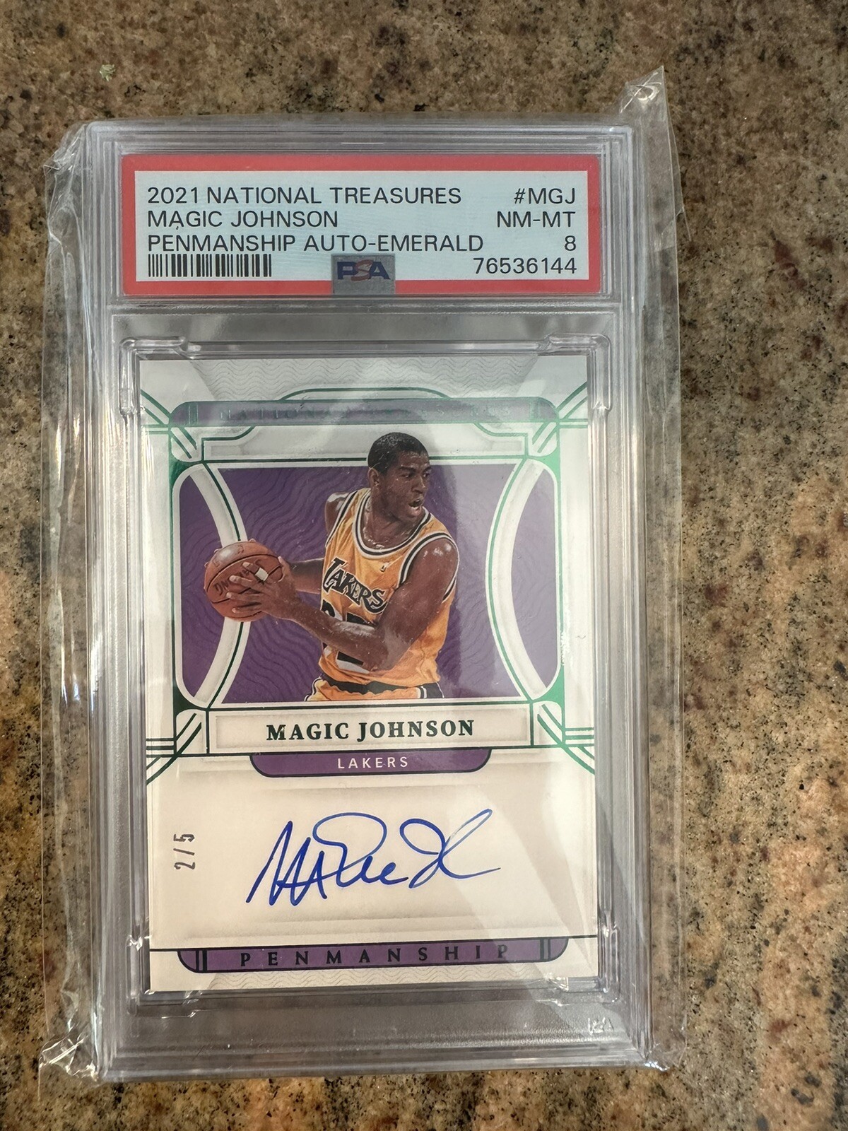 2021-22 National Treasures Magic Johnson AUTO #/5 AUTHENTIC GRADE 8 POP ...